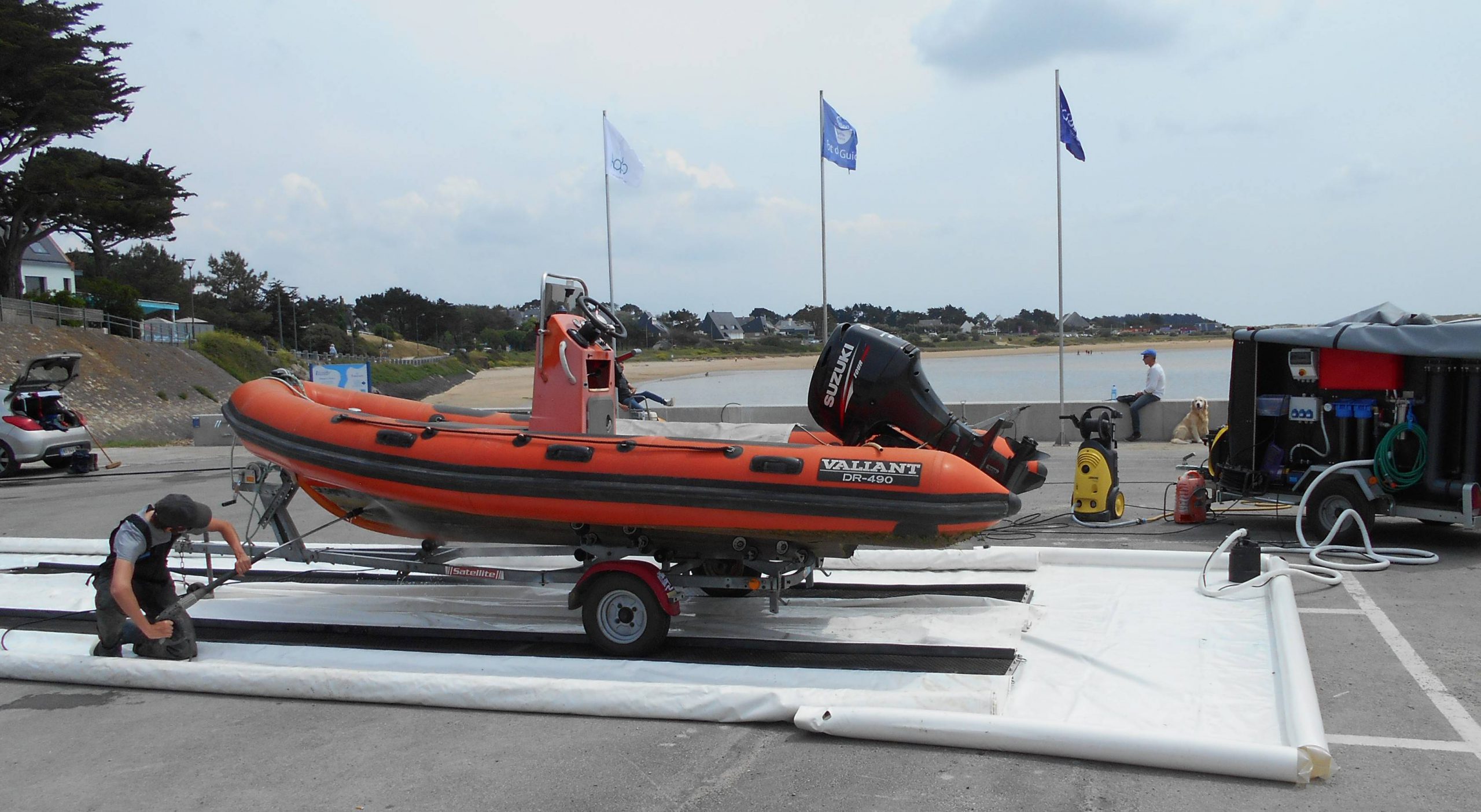 Démonstration d'une aire de carénage mobile avec Econav et l'APPB